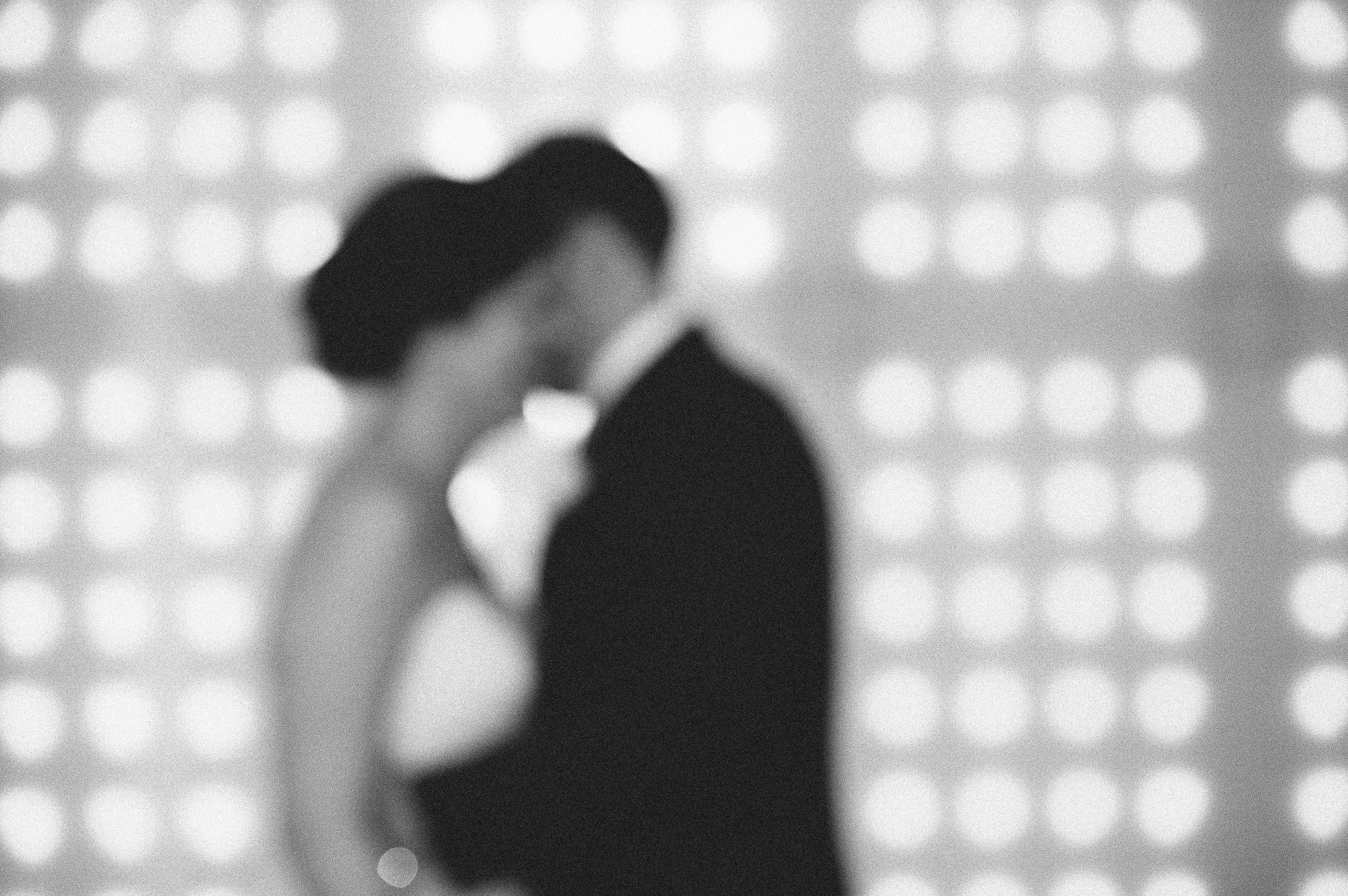 Courtney + Hunter - Cira Centre Philadelphia Wedding Photographer ...
