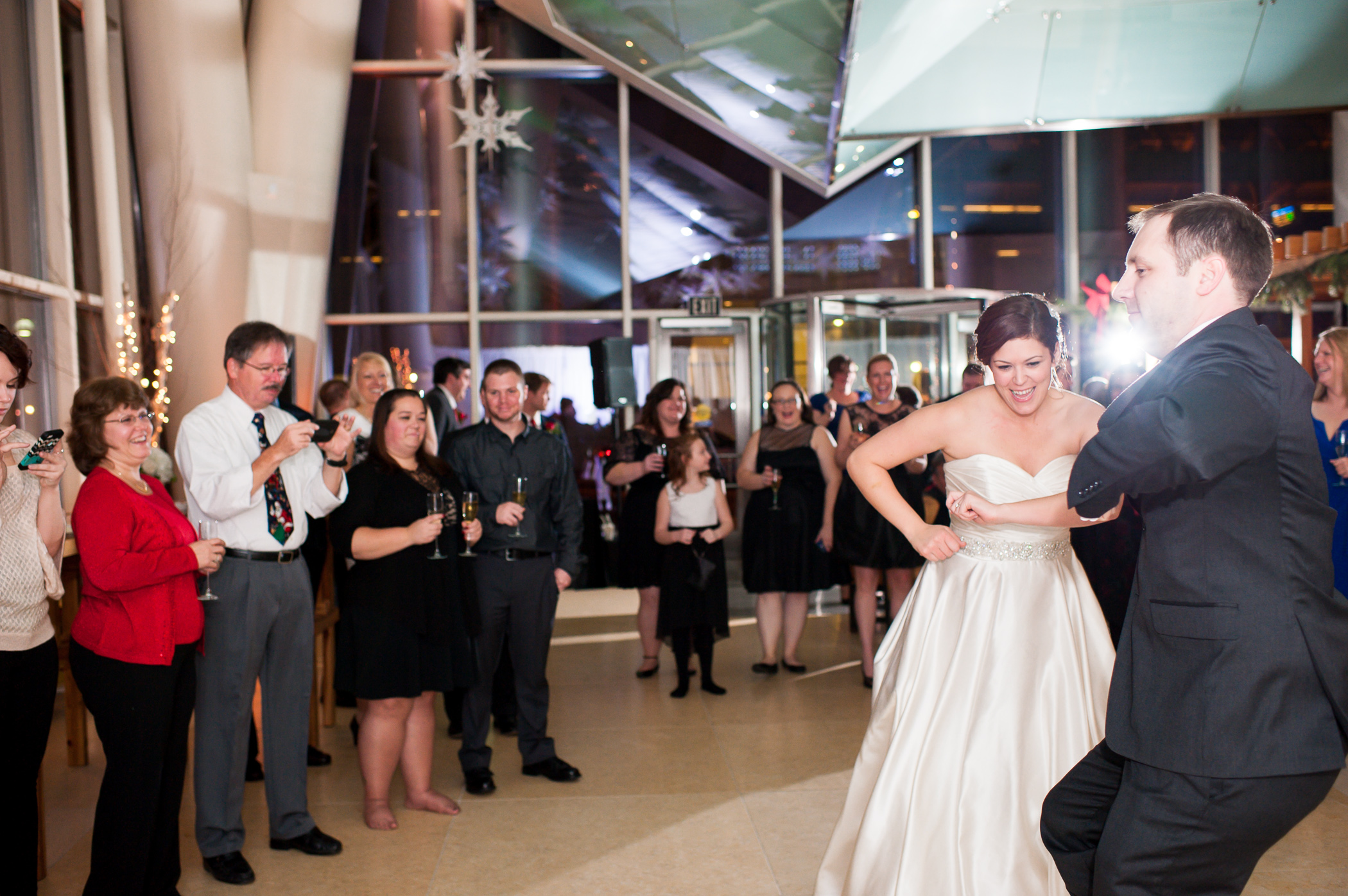 Courtney + Hunter - Cira Centre Philadelphia Wedding Photographer ...
